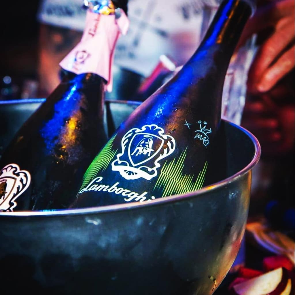 Contact - Contact Our Company | VIP Miami Party Com